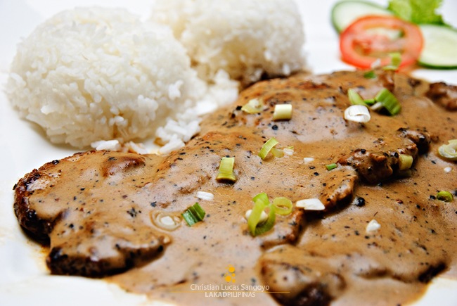 PALAWAN | Dinner at Bistro Coron - Lakad Pilipinas